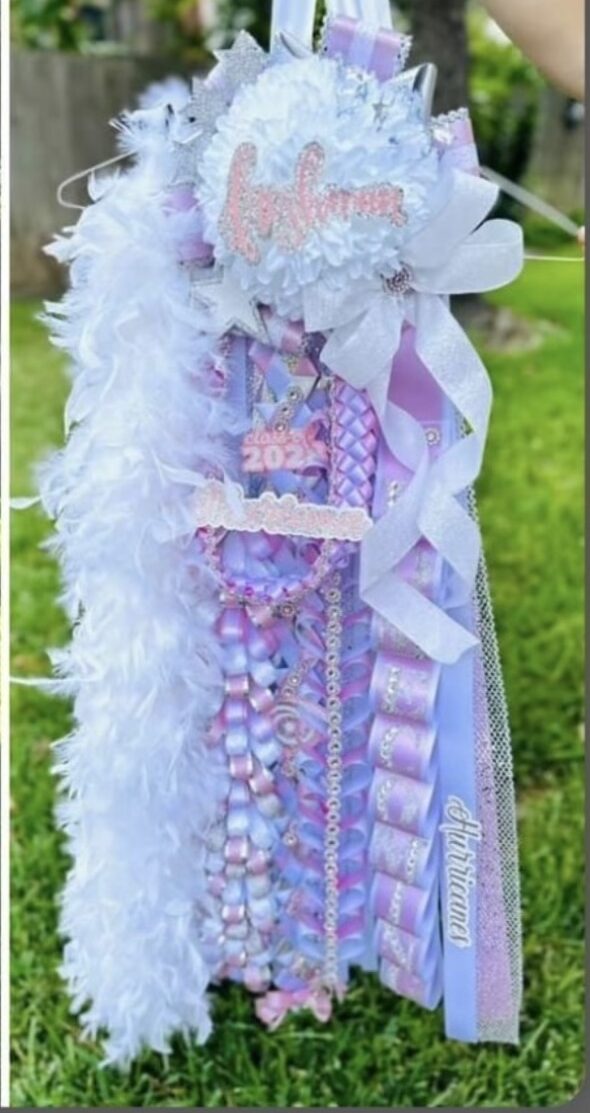 The Tradition of Homecoming Mums in Texas – Mum Makers